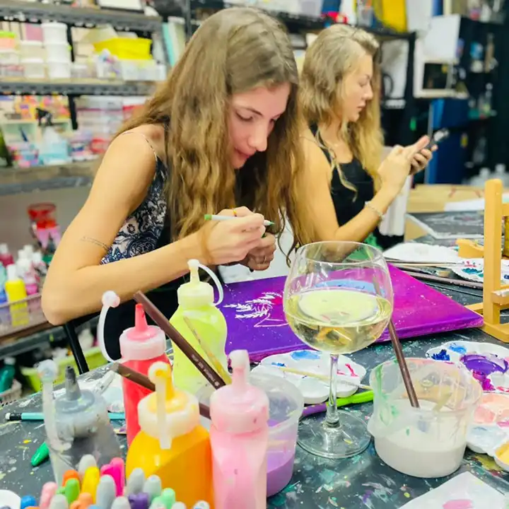 Art In Mind | mate.travel